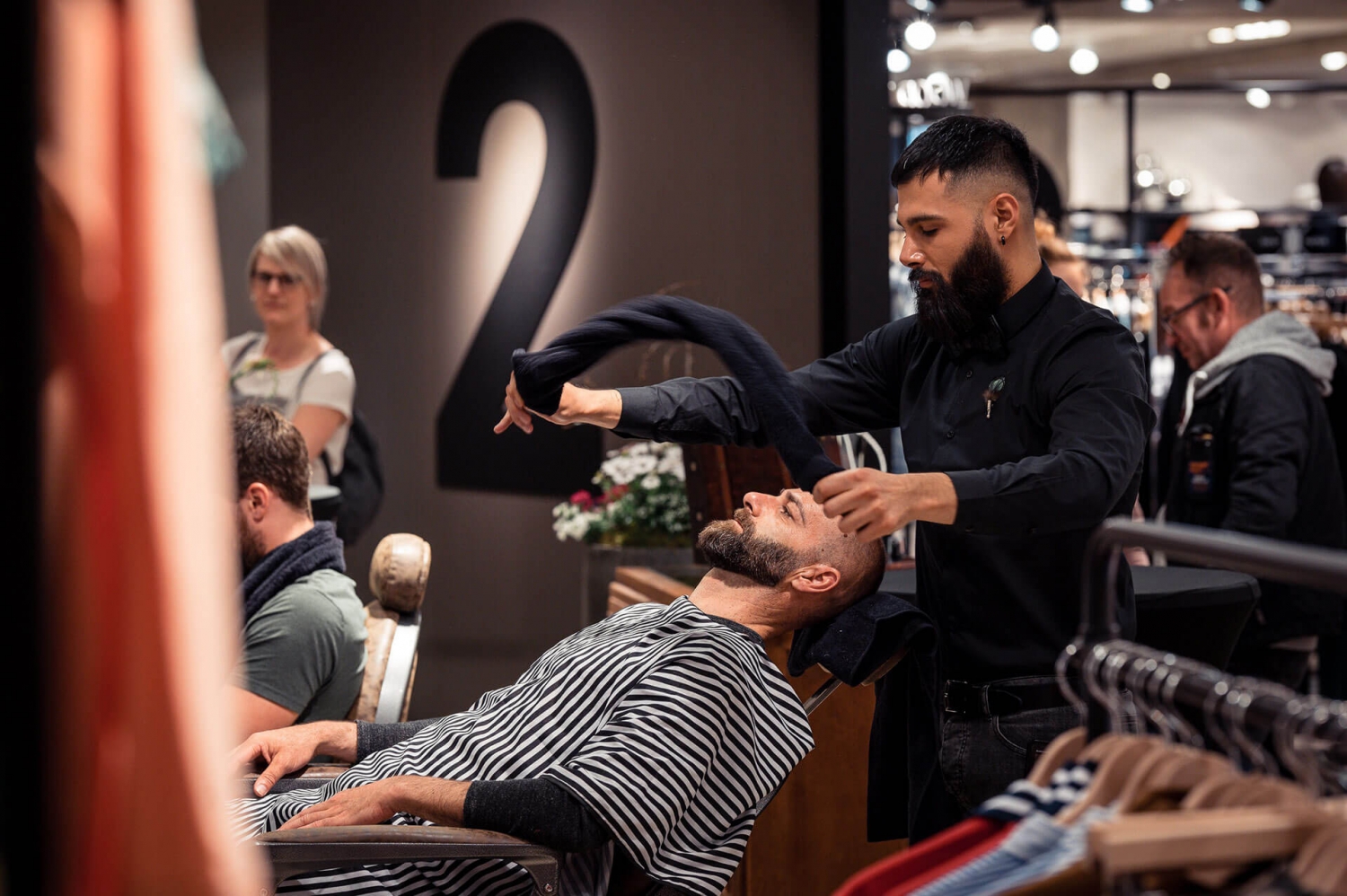 Friseurmeister & Barbier in Basel | Remos Barberei